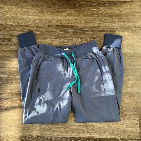 Figs | Pants & Jumpsuits | Figs Fion Eac Big Sky Jogger Scrub | Poshmark